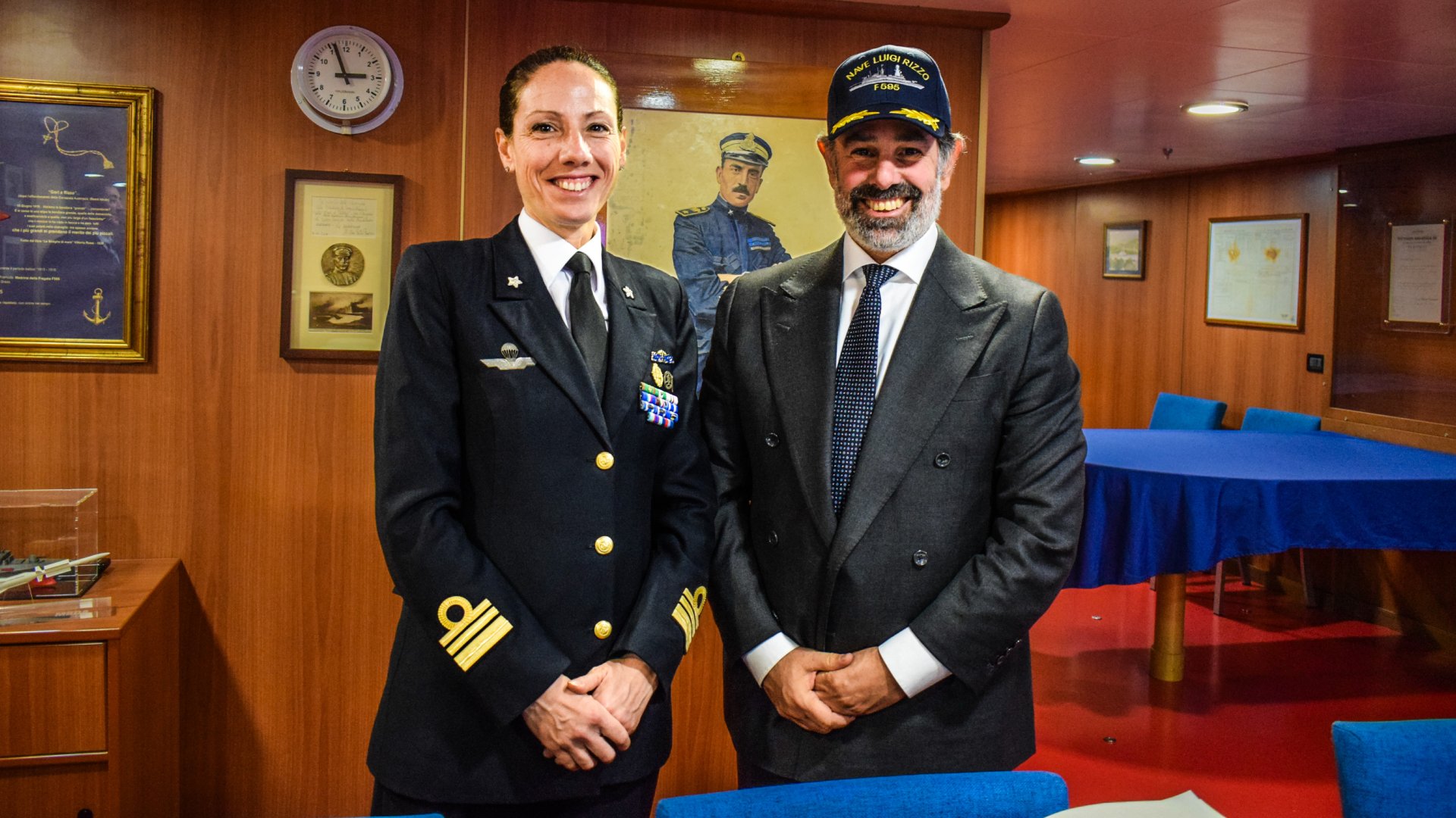 L'Ambasciatore d'Italia in Lituania visita nave Rizzo in porto a ...