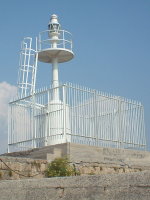 GOMITO FRA MOLO DI LEVANTE E MOLO FORANEO - Marina Militare