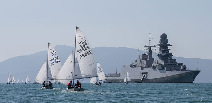 Nave Virginio Fasan ai mondiali di 'snipe' - Marina Militare