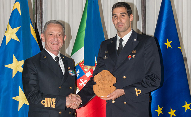 A record diver meets the Chief of the Italian Navy - Marina Militare