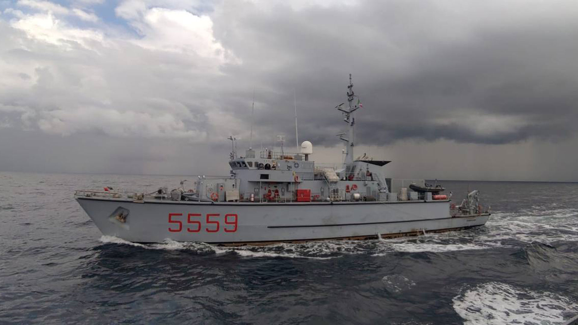 Nave Viareggio inizia il suo impegno con la NATO - Marina Militare