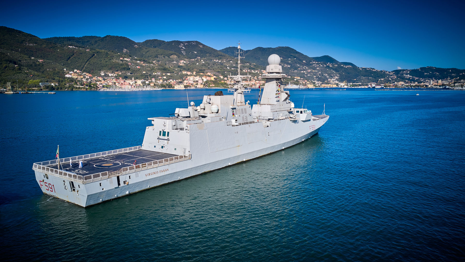 Nave Fasan rientra dall'Operazione Atalanta - Marina Militare