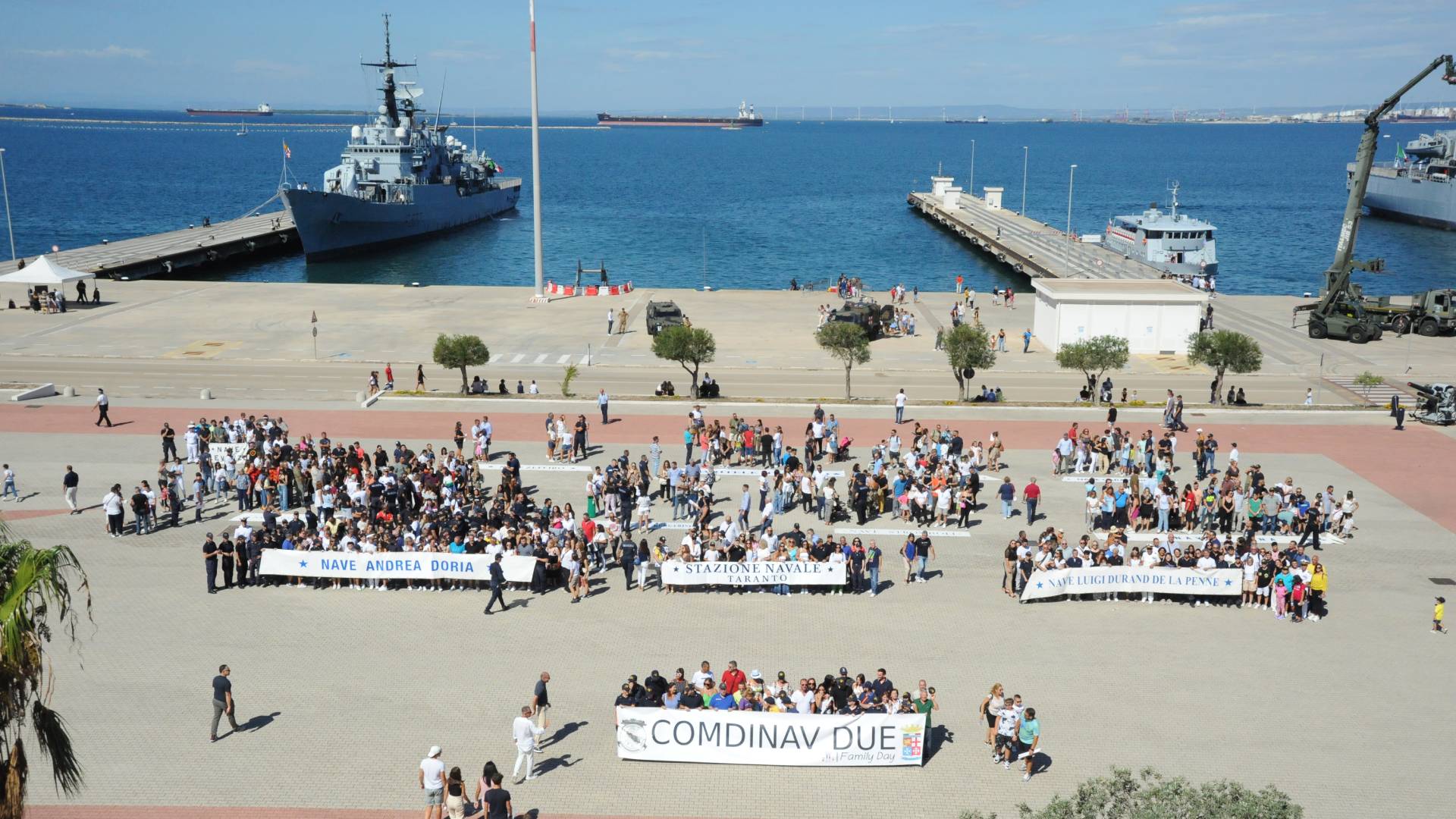 Grande partecipazione per il Family day nelle basi di Taranto e La ...