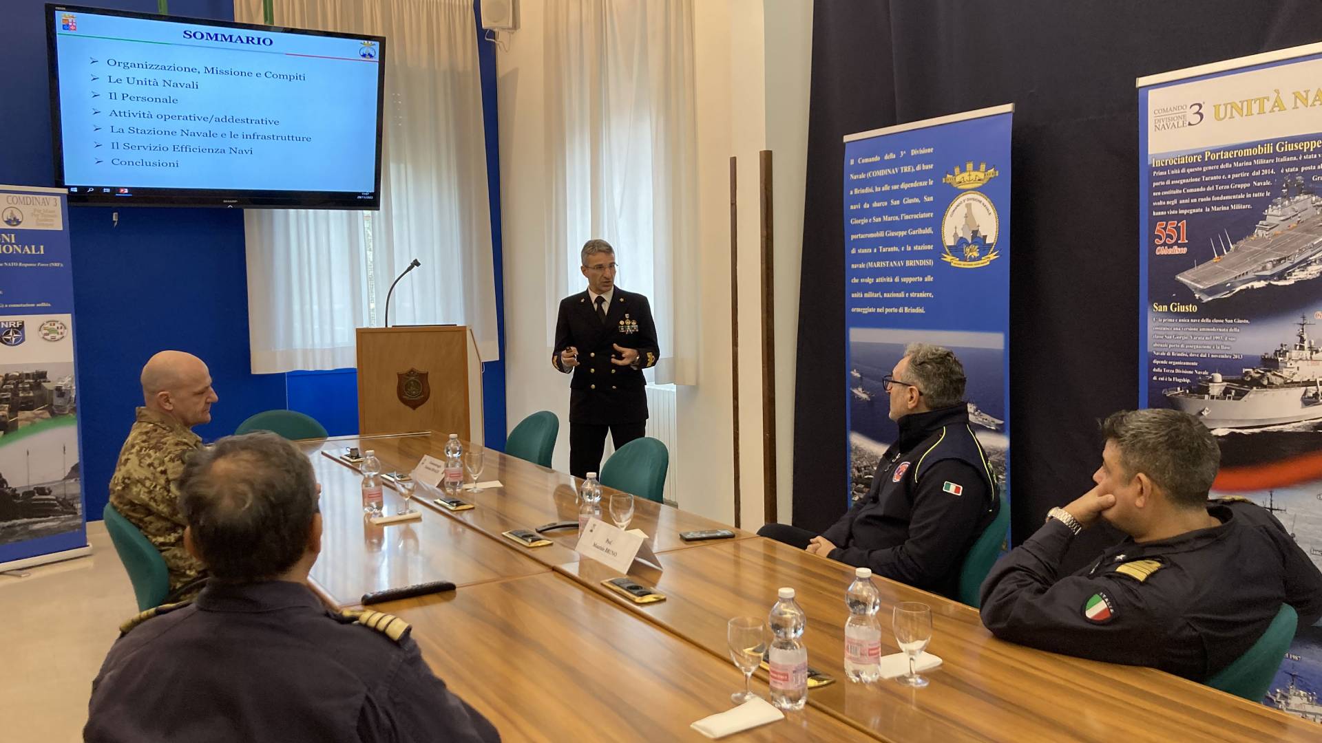 La Protezione Civile regionale visita il polo anfibio MM di Brindisi ...