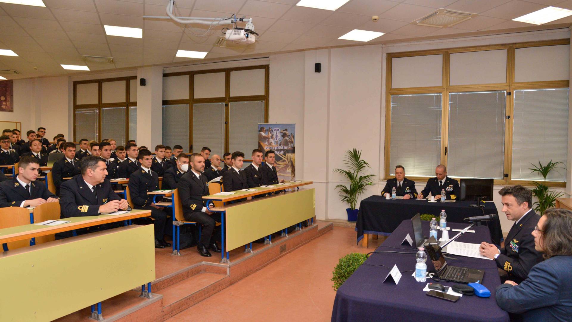 1° Seminario di innovazione tecnologica in Accademia Navale - Marina ...