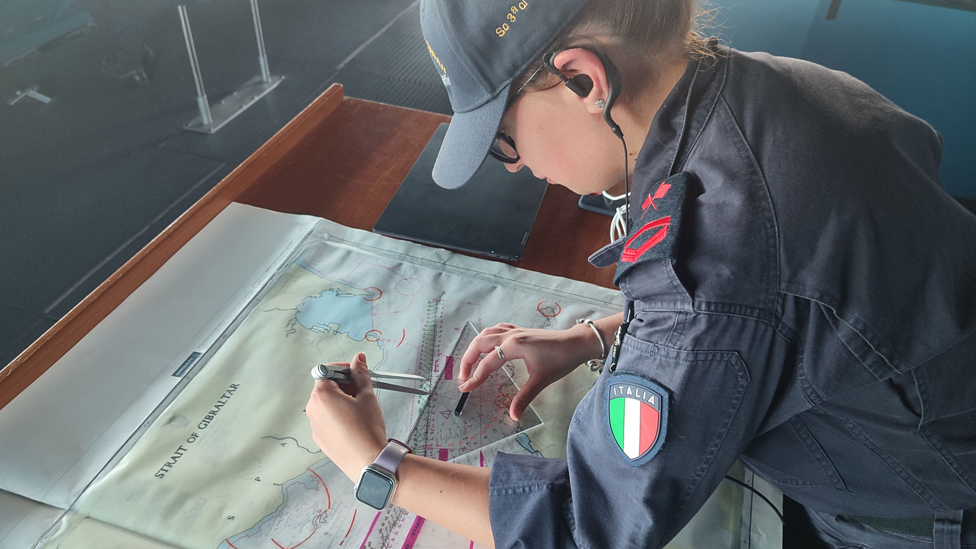 Nave Fasan alla volta dell’America - Marina Militare