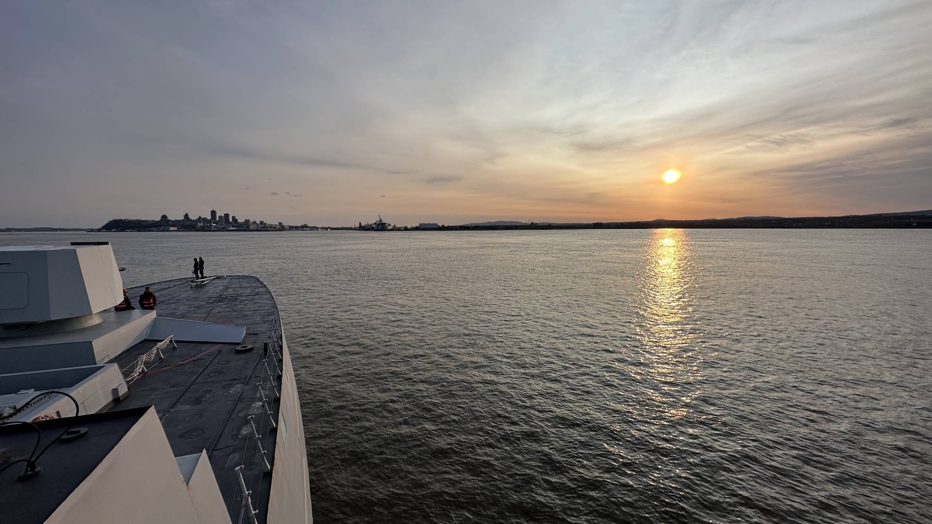 Nave Virginio Fasan: partita la campagna in Nord America - Marina Militare