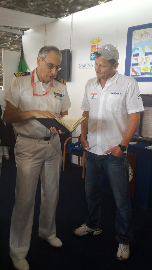 Un grande campione allo stand dell’Istituto Idrografico della Marina ...